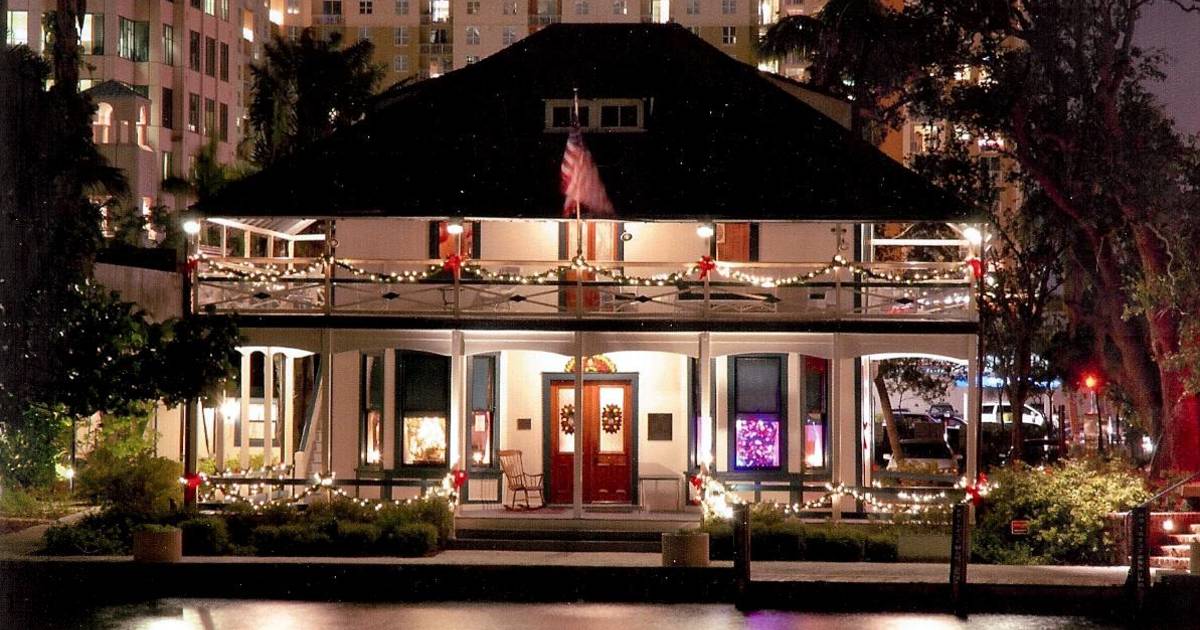 STRANAHAN HOUSE INC - HOLIDAY RIVER TOURS AT THE HISTORIC STRANAHAN ...