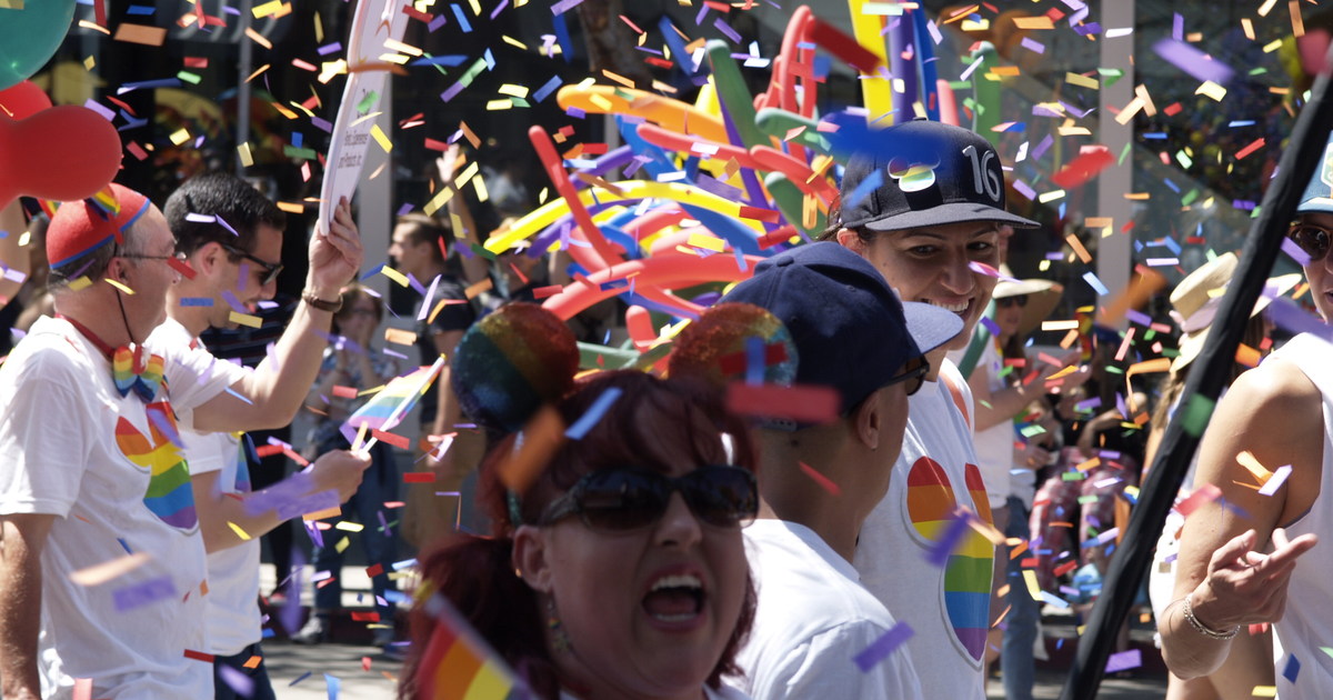 THE LAVENDER EFFECT - Virtual Pride Parade