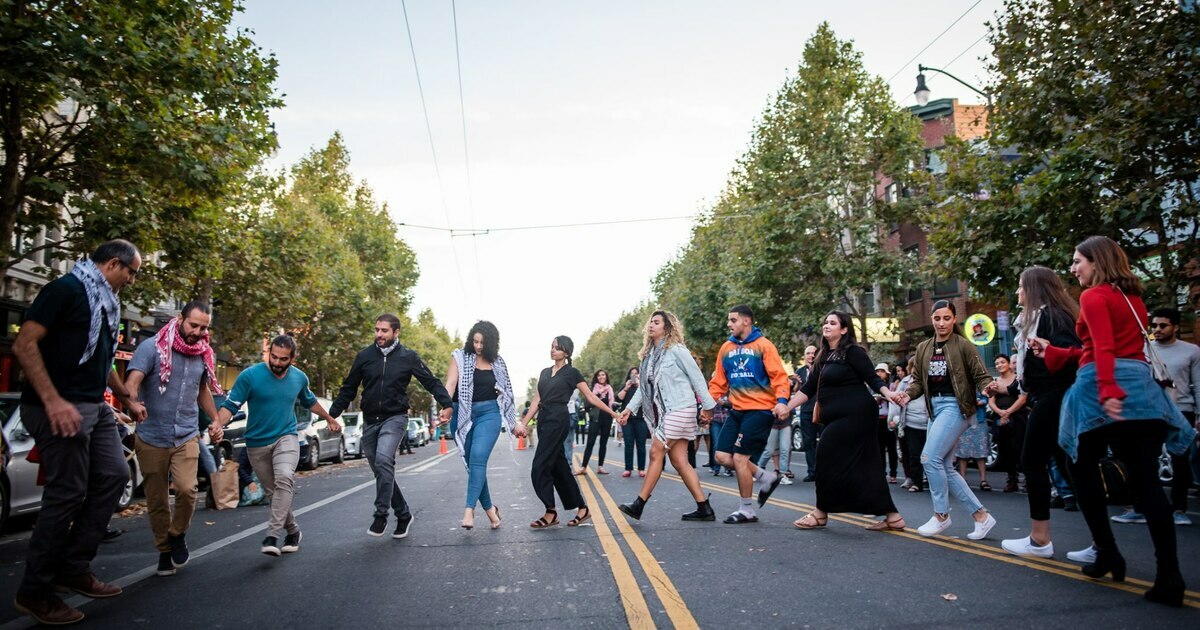 Arab Resource and Organizing Center - Celebrating 15 Years of AROC: Team #2