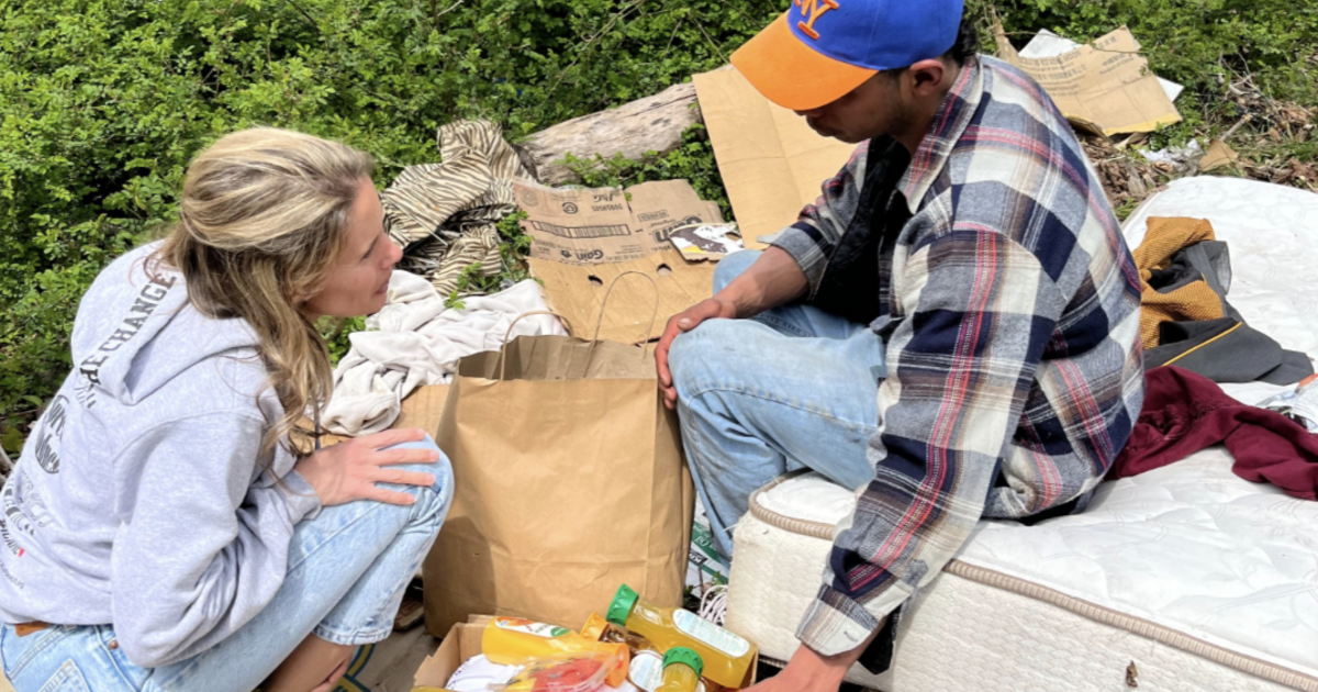 Hamptons Community Outreach - Help Hamptons Pony Help the Homeless