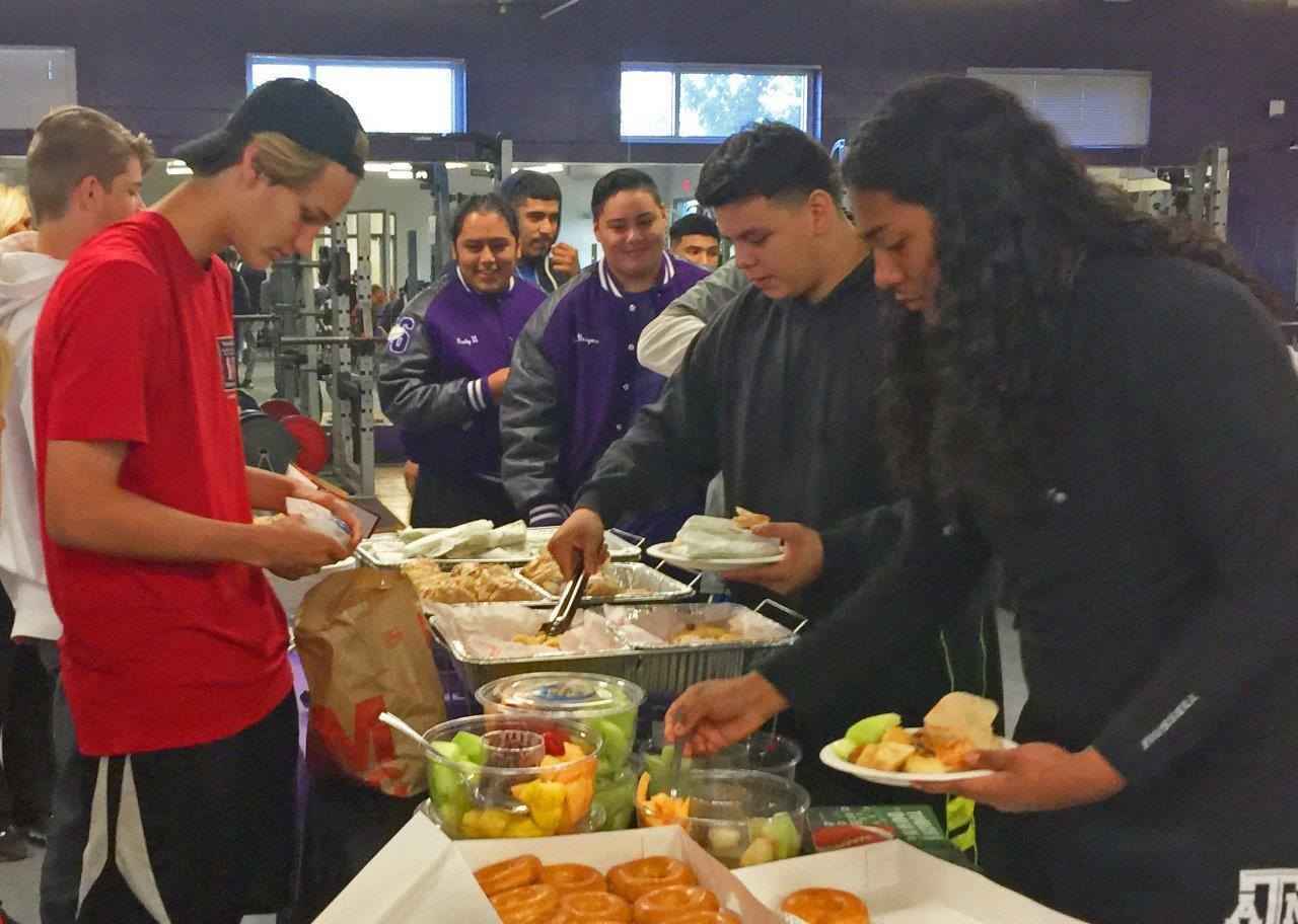 Food For The Soul Pre Game Meals Program For Local High School Athletes food-for-the-soul-pre-game-meals-program-for-local-high-school-athletes
